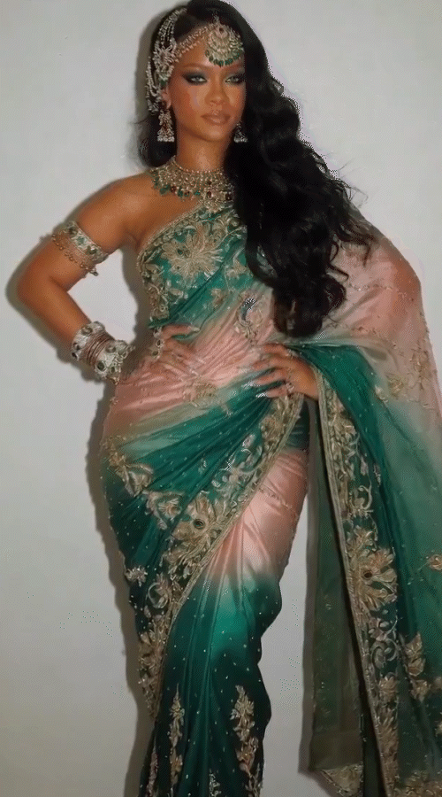 Rihanna spotted in Indian saree