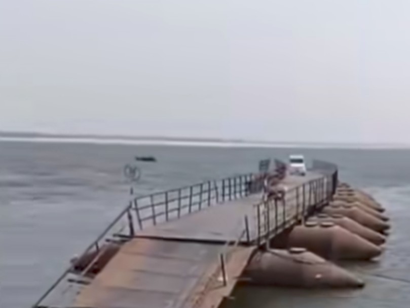 UP-Bihar Bridge Collapse | Storm Wreckage; Hundreds Stranded