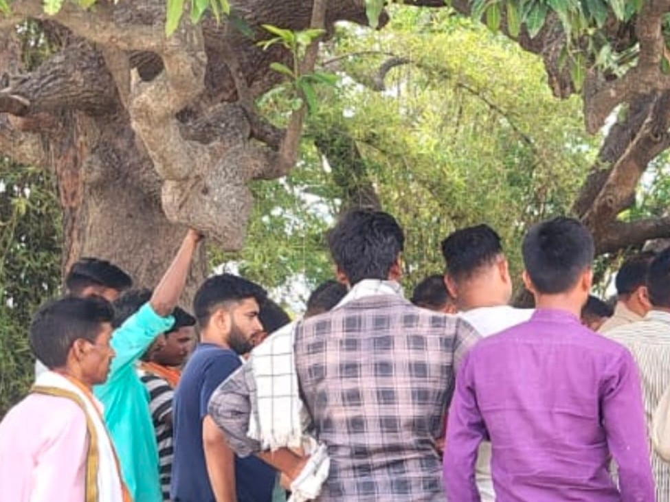 Bhadaiyan Barui Village: Man Found Hanging from Mango Tree