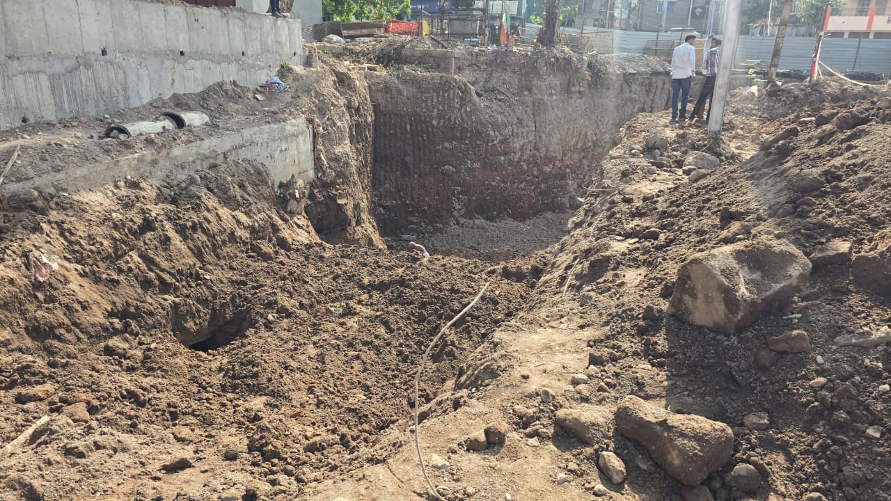 Mahakal Temple Tunnel Digging Unearths Shivaling, Puja Performed | Ujjain