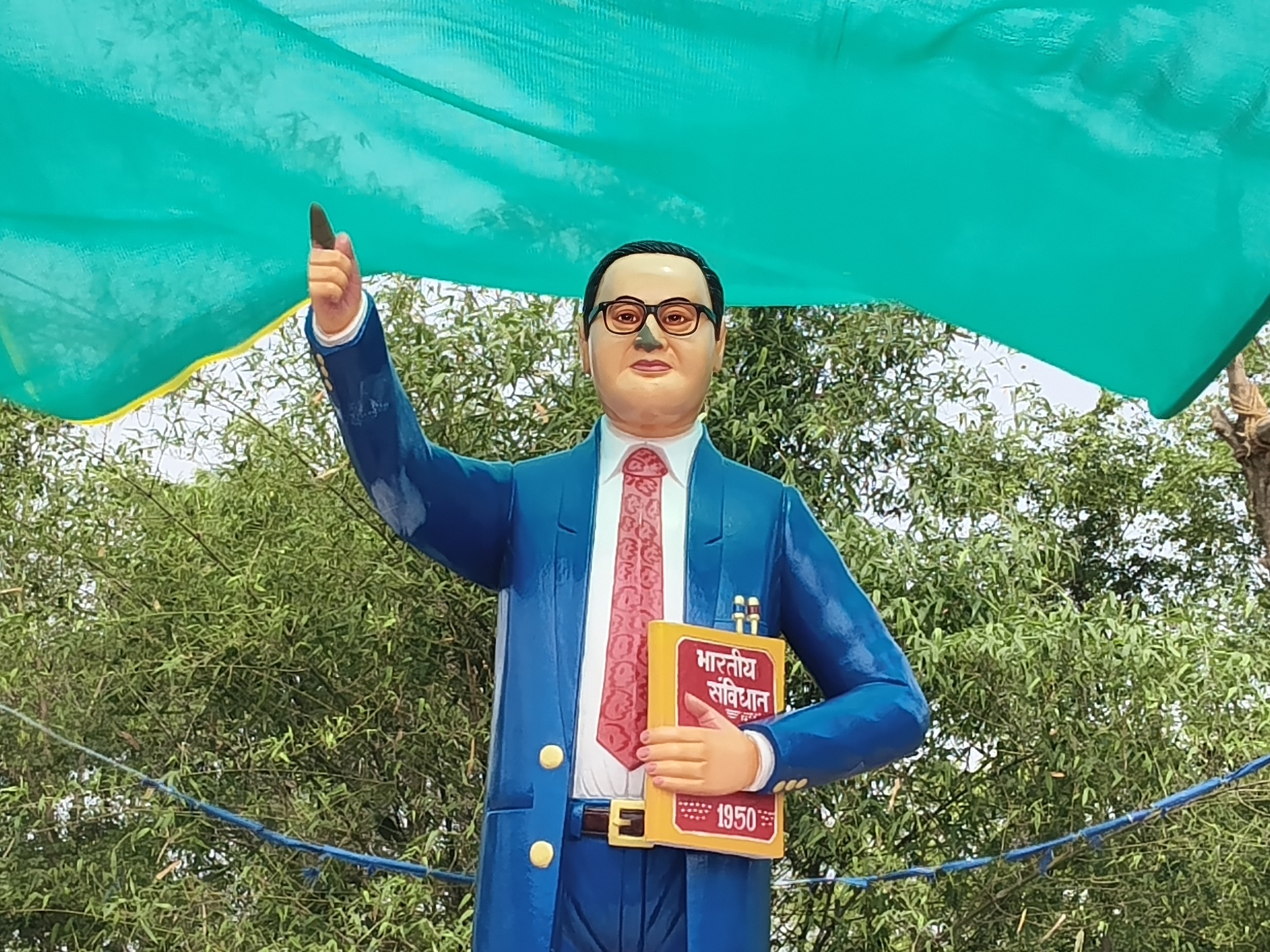 Rohana Village Ambedkar Statue Vandalized | Tension, Police Deployed