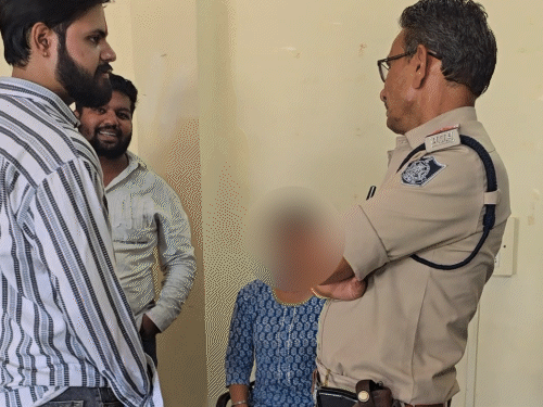Ujjain BCom Exam Impersonation | BTech Student Held