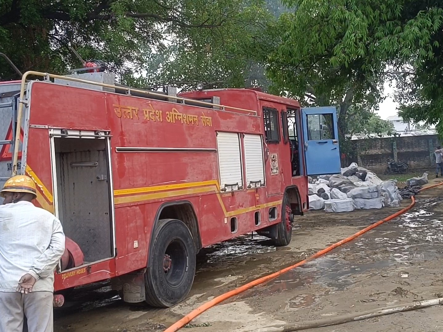 Unnao Dhaga Factory Fire | Short Circuit Suspected