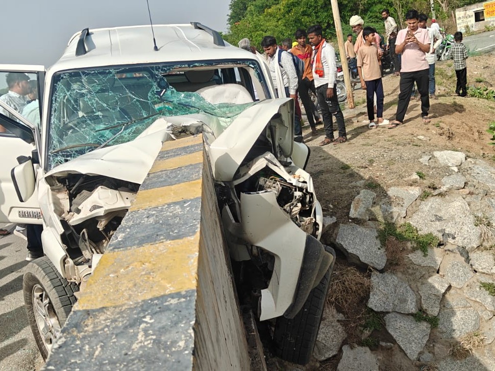South Producer & Actor Jiiva's Father R B Choudary Dies Car Accident ...