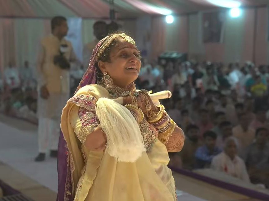 Bhatana Diksha Mahotsav | Komal Kumari Becomes Sadhvi Krupanshi Rekhashriji