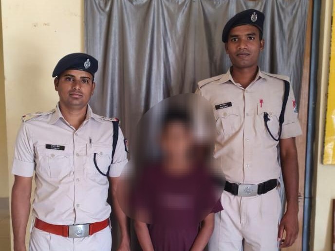 RPF Rescues 9-Year-Old Boy at Jamsalpur Station | CWC Handover