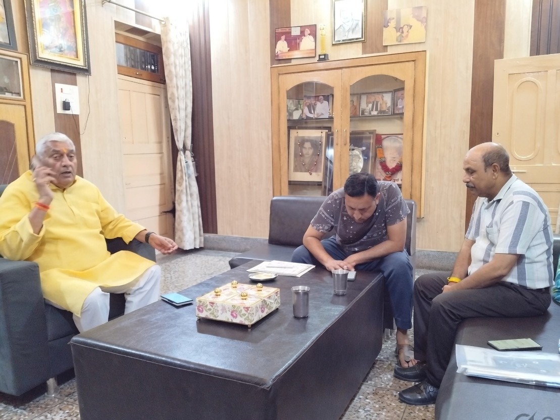 Kalpi Census Launch: Vidhayak Binod Chaturvedi Inaugurates Swayam Ganna