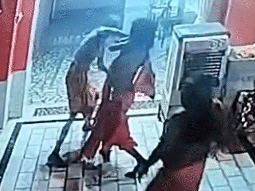Rajasthan Sadhu Attack | Mundwa Khudkhuda Mahant Injures Two