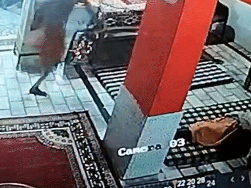 Rajasthan Sadhu Attack | Mundwa Khudkhuda Mahant Injures Two