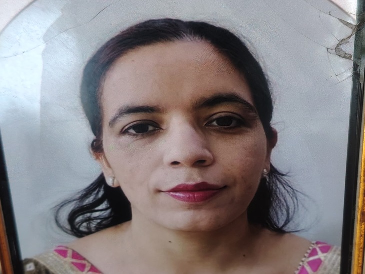 Faridabad Software Engineer Suicide | Husband Gambling Debt Rs 20 Lakh