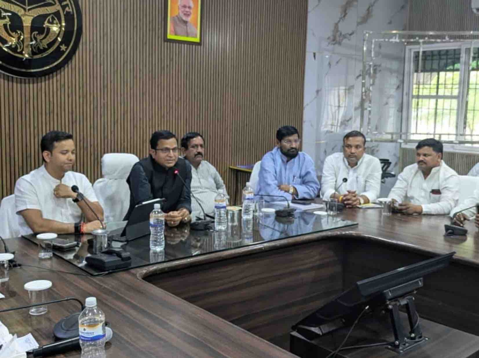 Badhohi Smart Meters: Prepaid to Postpaid Switch by BJP MP Vinod Bind