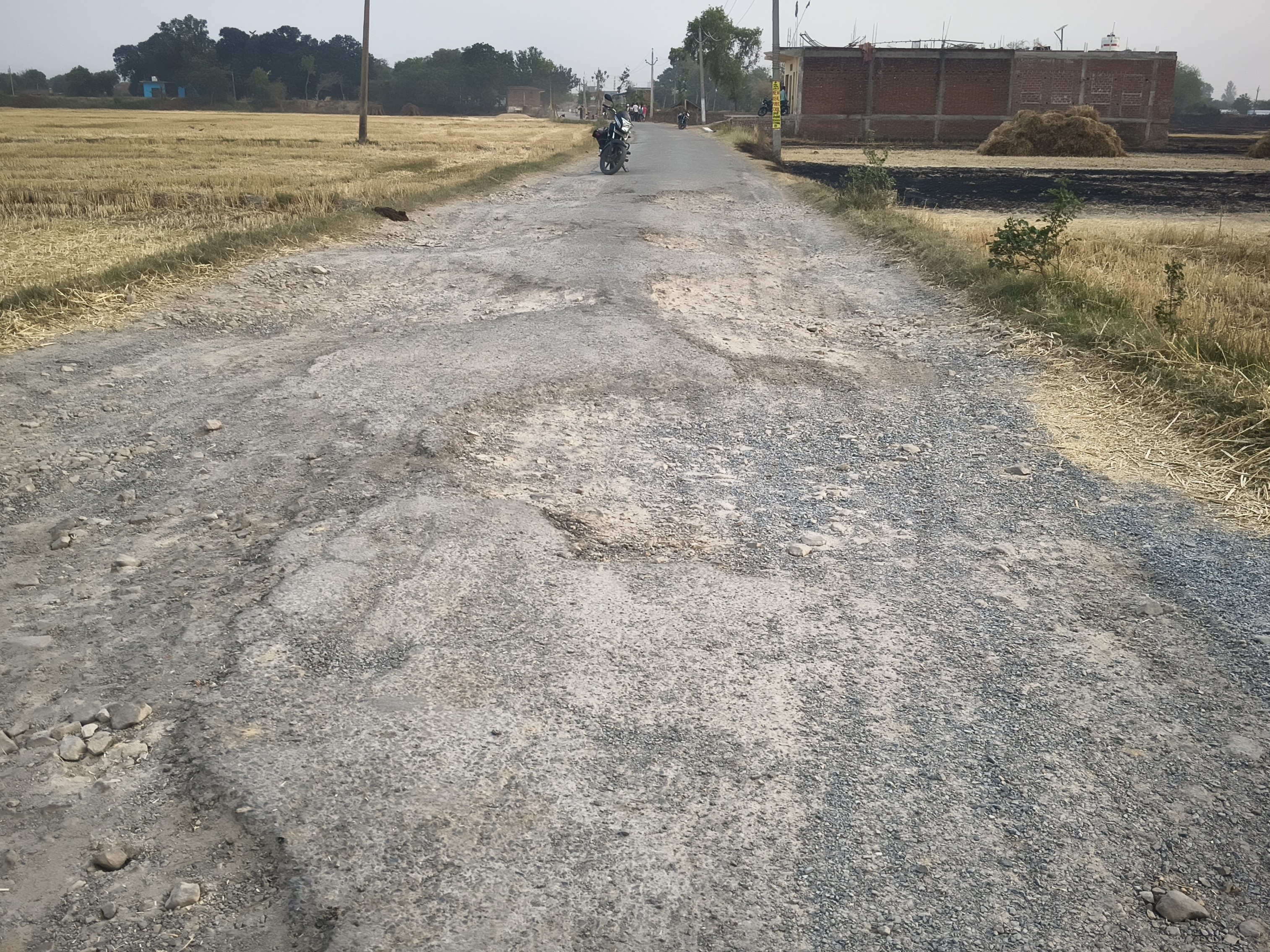 Ghazipur Road Danger | Pachokhar-Noorpur Bad Condition
