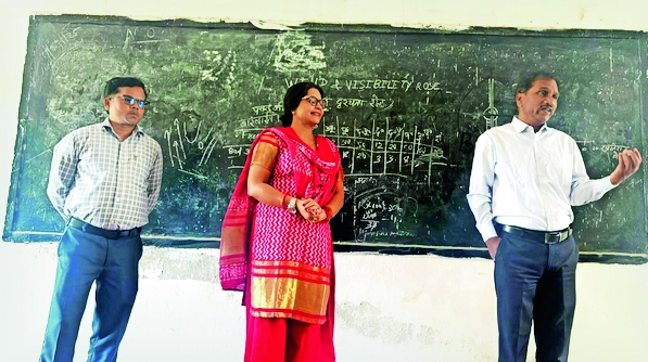 Organizing internship orientation program