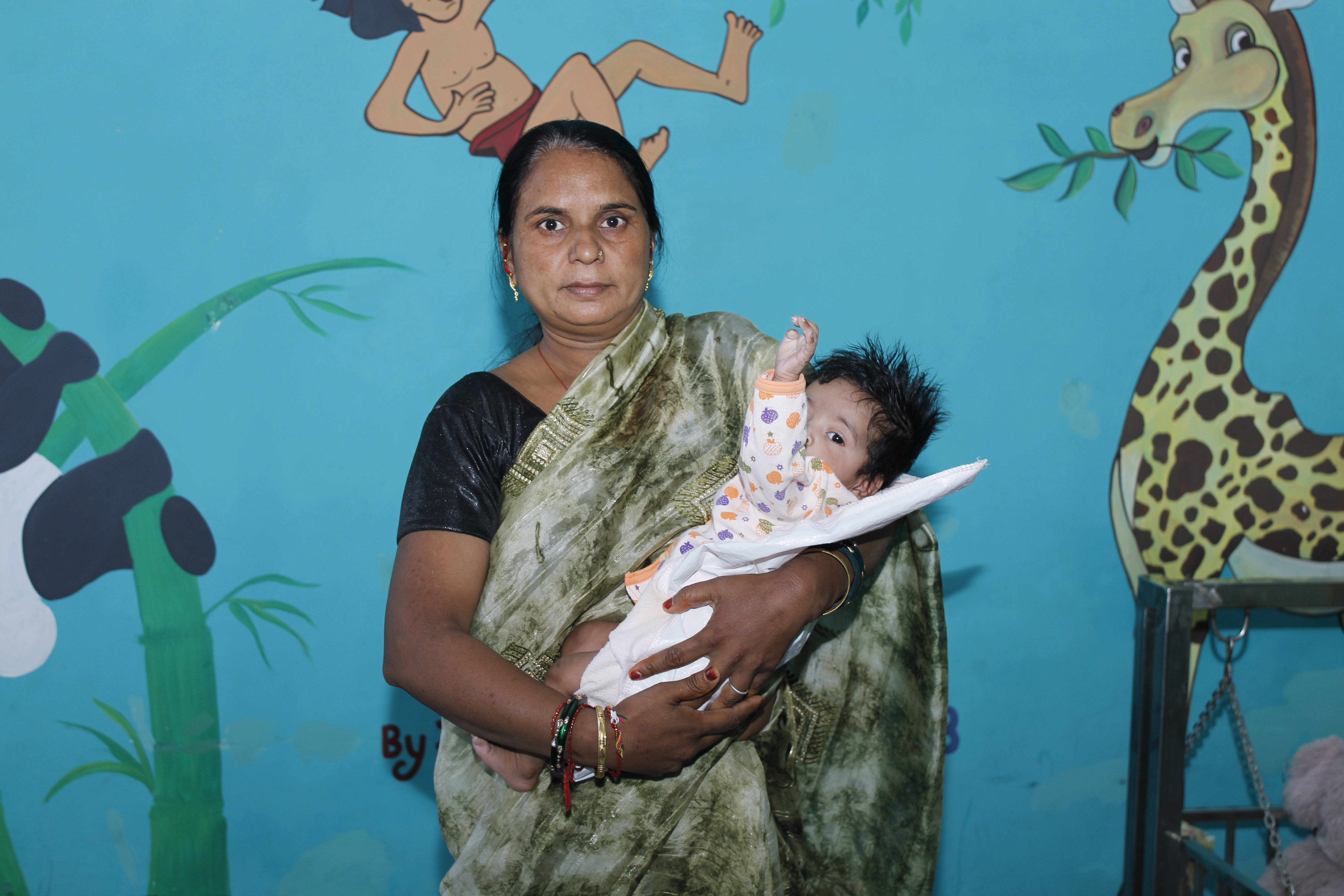 A bond of love; when the mother who gave birth abandoned them, these ...
