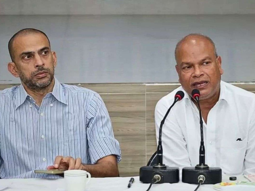 Bihar Congress Meet Sadakat Ashram | Rajesh Ram, Krishna Allavaru Attend