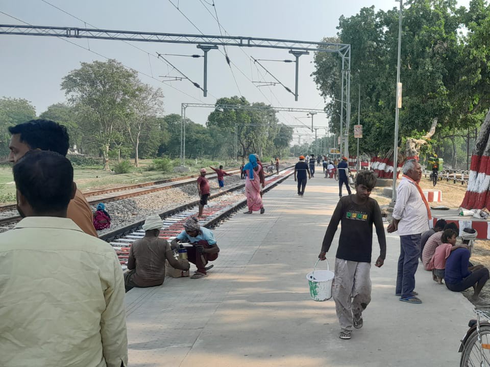 Mau MEMU Train Inauguration: AK Sharma Represents, Virtual Flag-Off