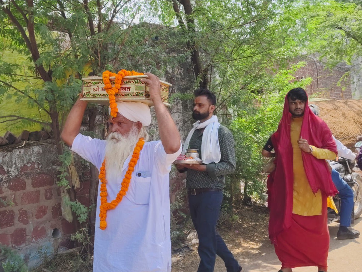 Nadoli Village Bhagwat Katha Begins; Kalash Yatra Culminates May 17
