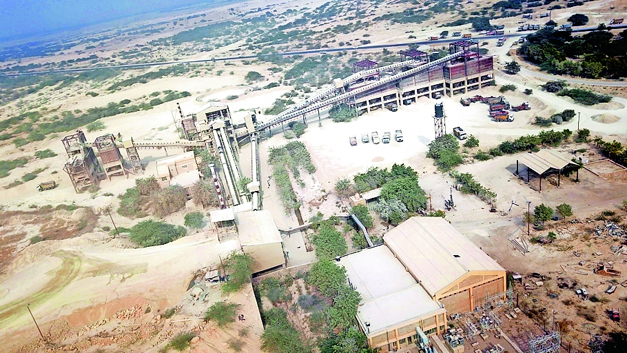 4.34 lakh tonnes of limestone was sent in March and 4.03 lakh tonnes in ...