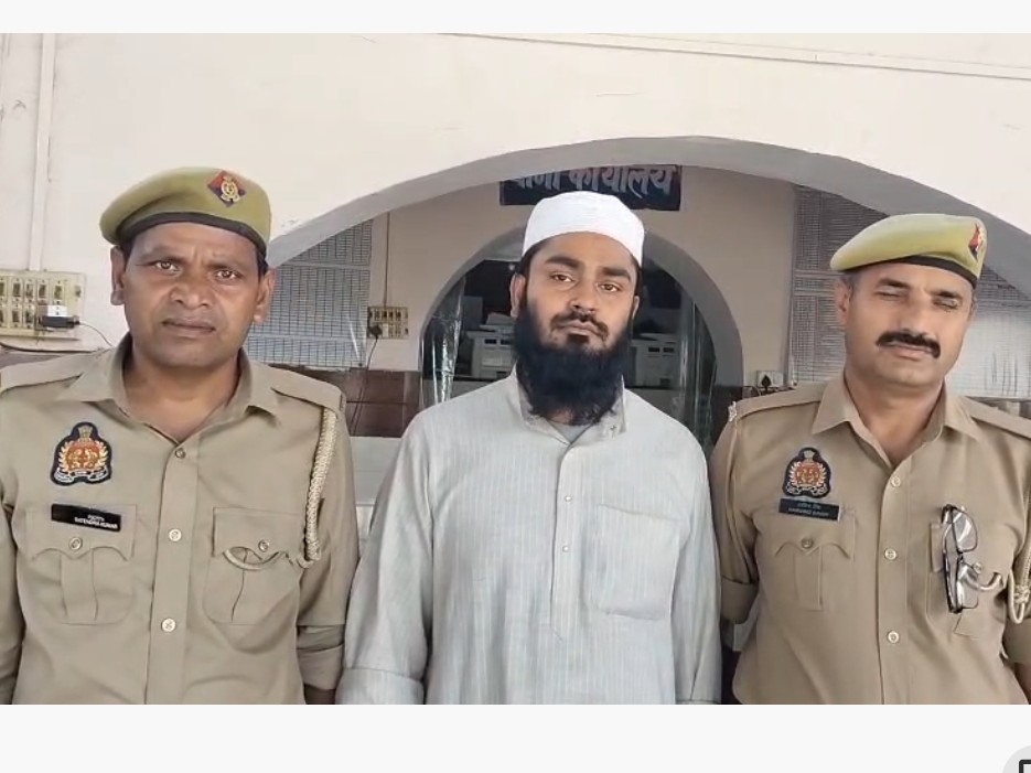 UP Maulana Zuber Arrested | Wife Assault Charge | Charthawal