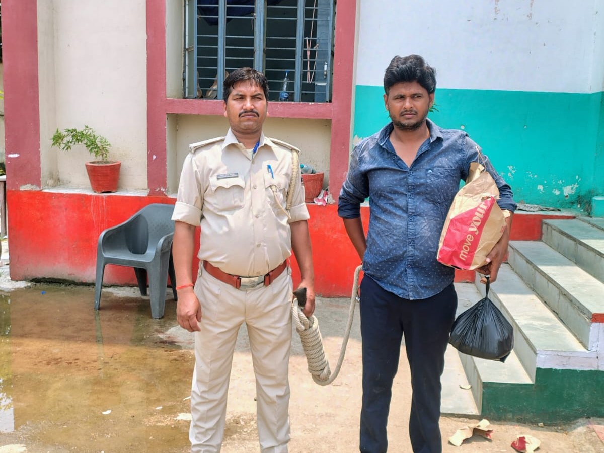Ramgarh Police Seize 10L Liquor, Bike; Court Sends Smuggler to Jail