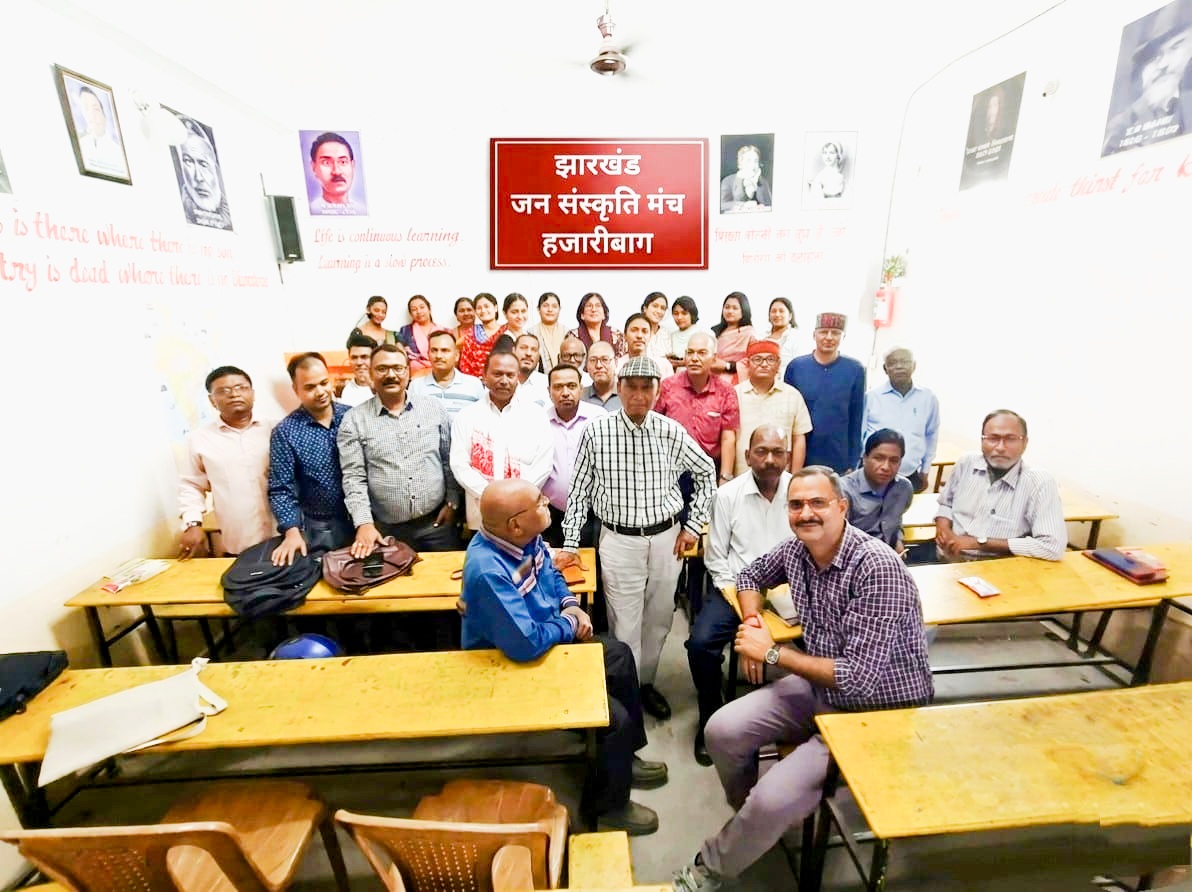 Poetry conference and Mushaira on Mother's Day; songs and poems ...