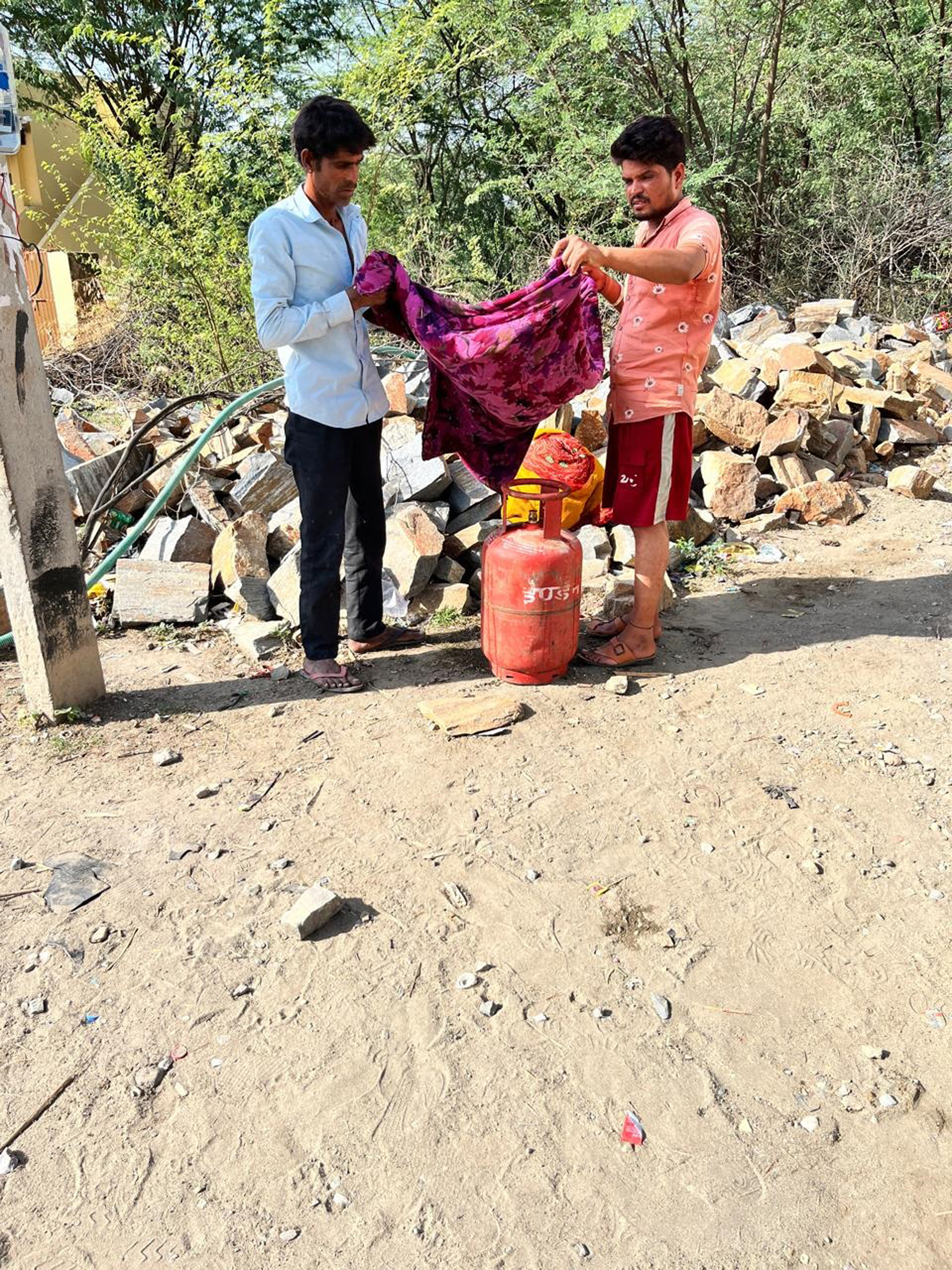 Leakage due to ISI mark pipe, gas connection not checked for 5 years