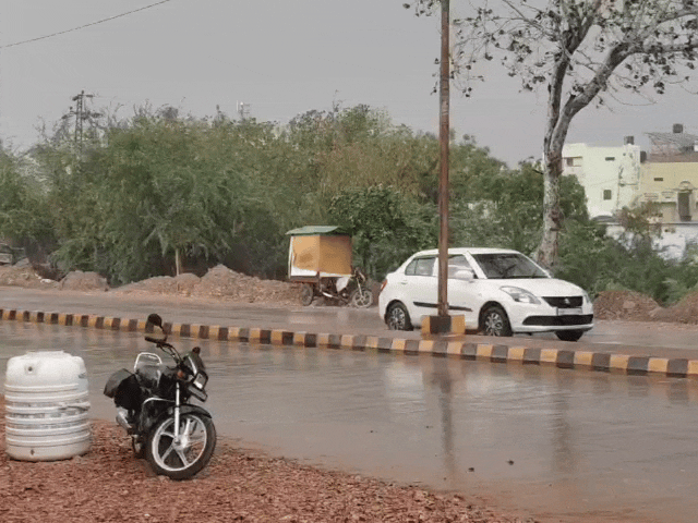 Bharatpur Weather Update: Rain After 41 Degree Temp | Dust Storm