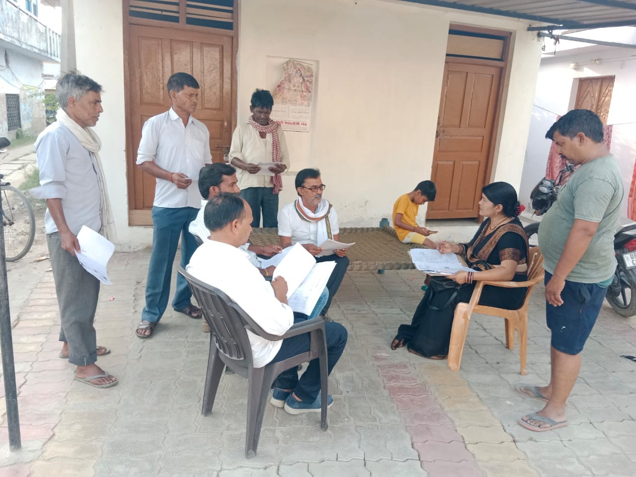 Deeh Block SIR Abhiyan Voter List Check | Salone Congress