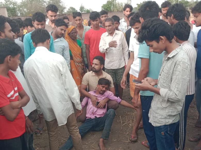 Prayagraj Mau Aima Rickshaw Accident Death | Sisaia Sipahi Incident