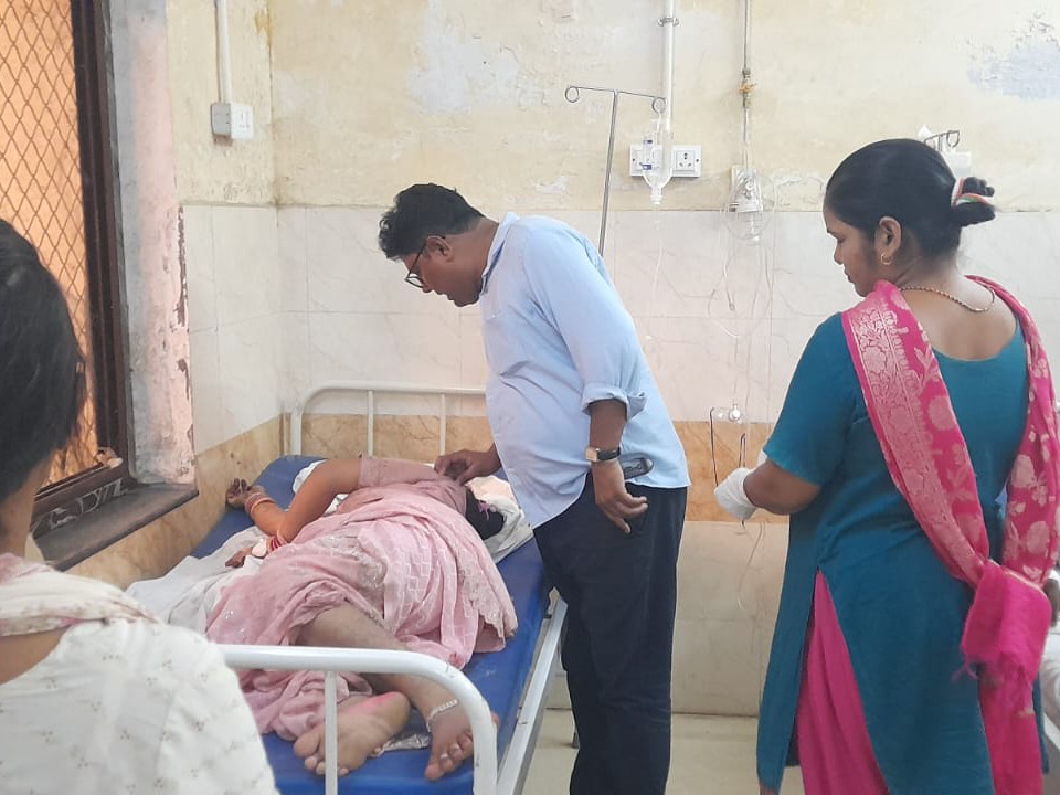 Bhadohi Storm Deaths: 16 Dead, Half Dozen Injured as Trees & Walls Collapse
