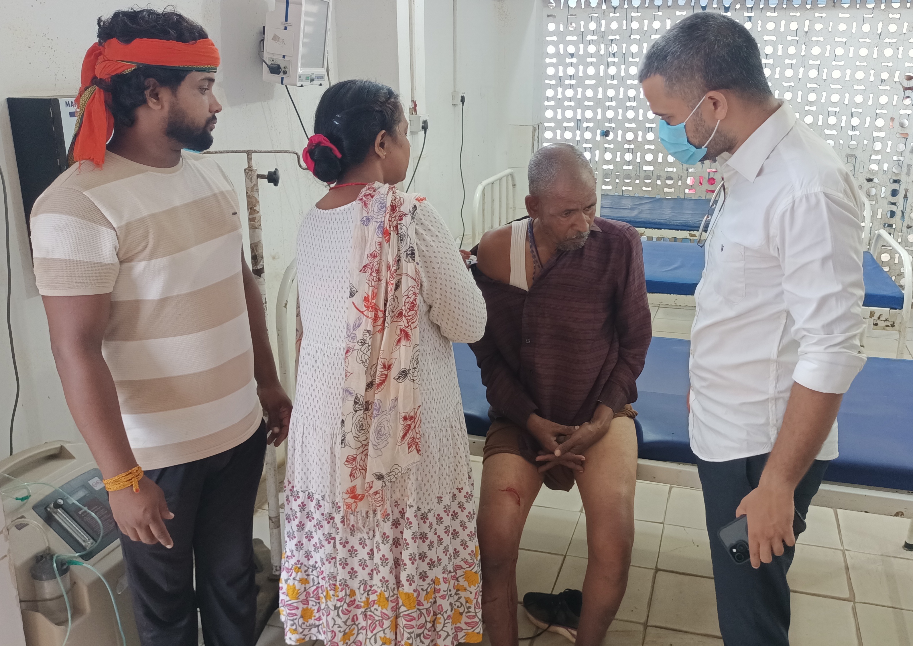 Middle-aged man injured in monkey attack, undergoing treatment