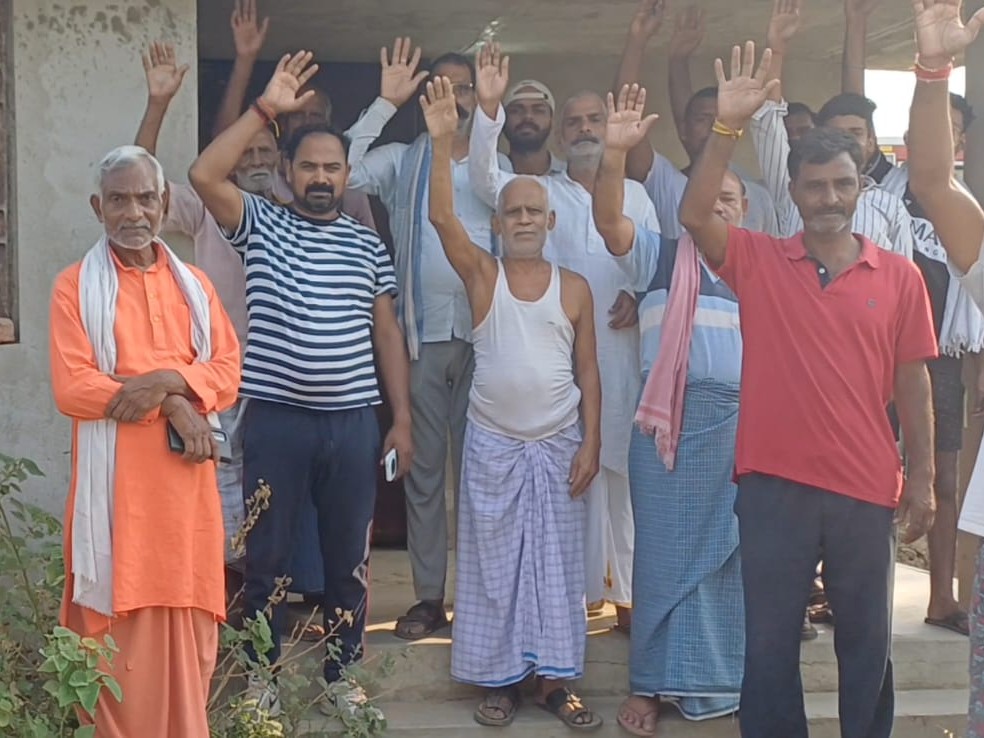 Sarfuddinpur Drinking Water Crisis | Villagers Lock Tank, Protest