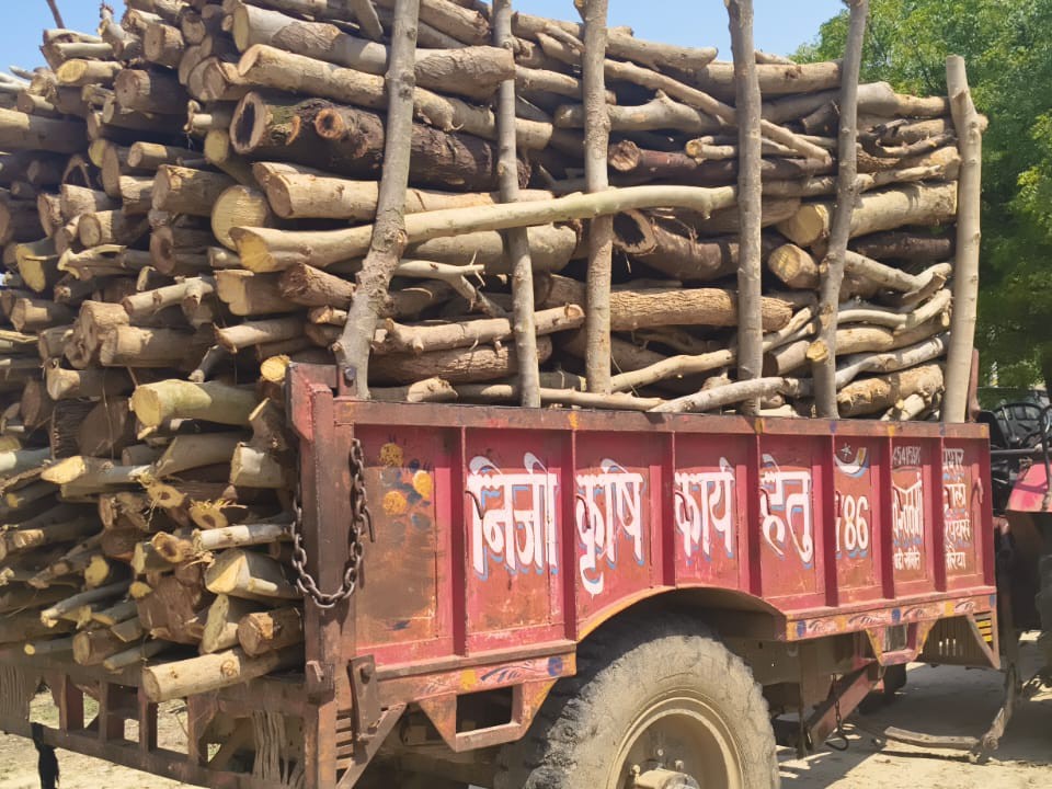 Bela Accident Risk | Overloaded Tractors Continue Operations