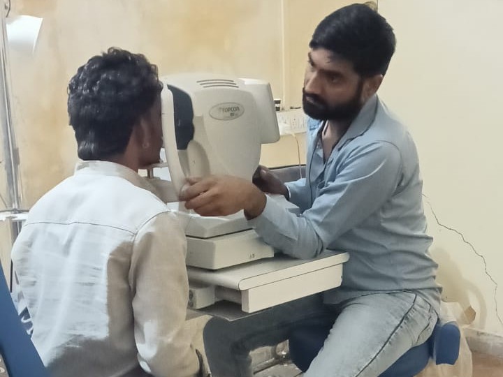 Phalsund Free Eye Checkup Camp | 3 Cataract Patients Found