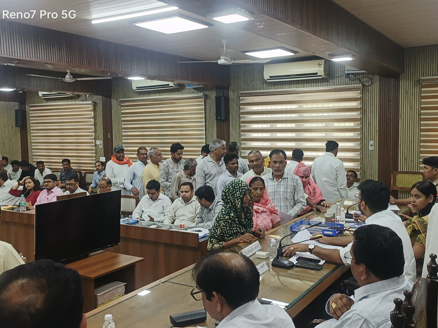 Shamli DM Slams Station House Officers | Tehsil Diwas Complaints Heard