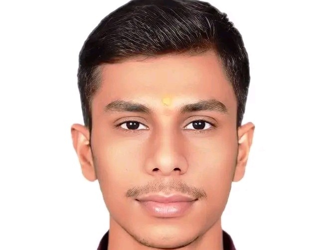 Banda Son Ashutosh Shukla Becomes Army JCO in 2nd Attempt