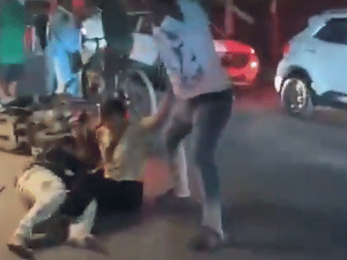 Odisha Couple Publicly Beaten with Sticks in Berhampur | Bike Attack