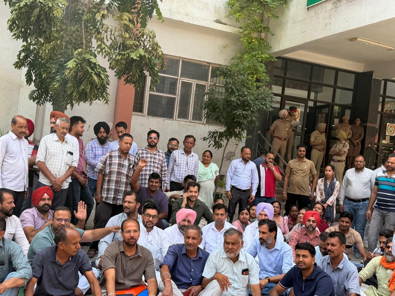 Latest Dhuri News (धूरी न्यूज़): पढ़ें 19 मई के ताज़ा समाचार दैनिक ...