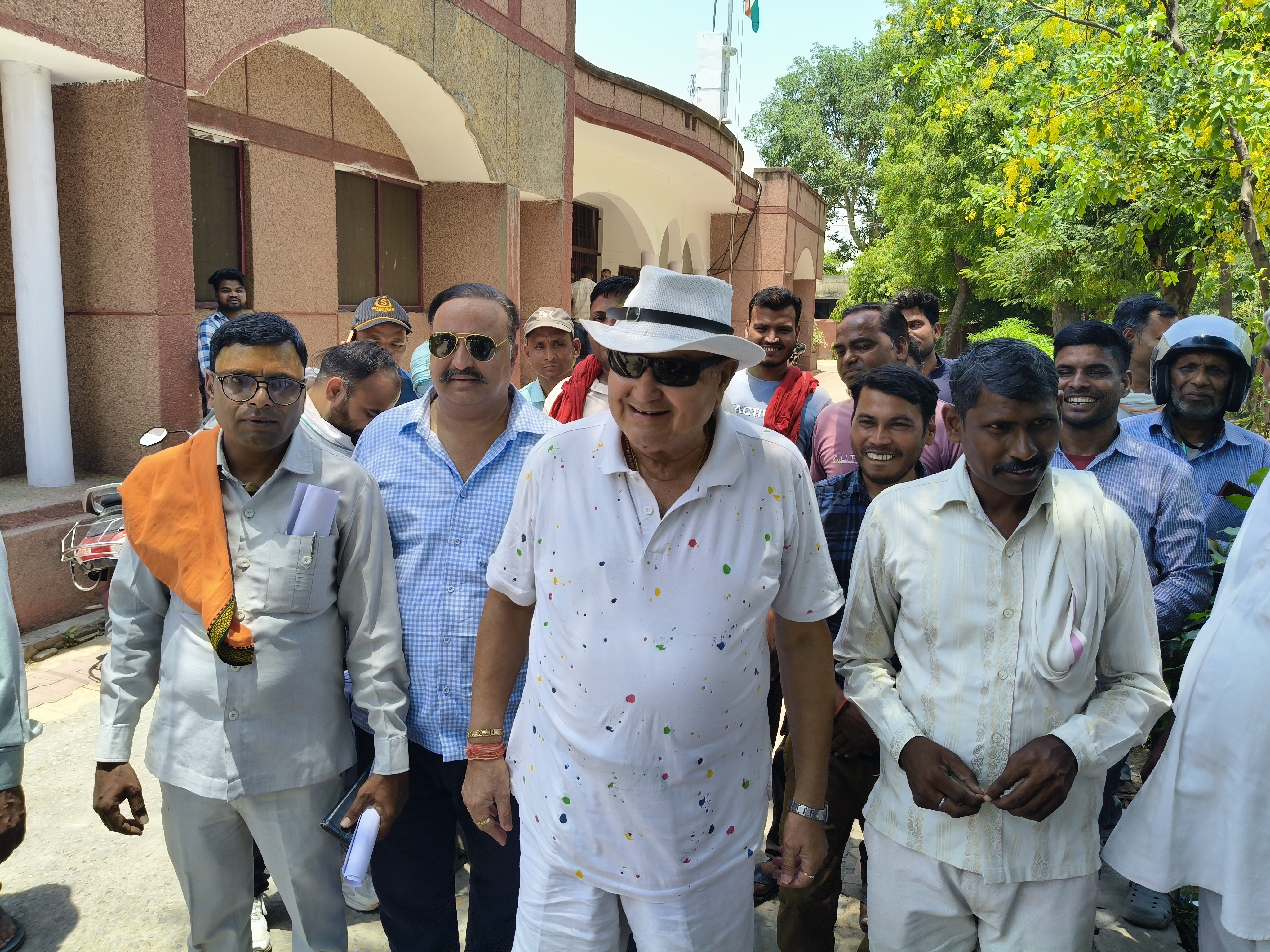 Mathura Farmers Problems Raised by RLD Leader Kunwar Narendra Singh with DM