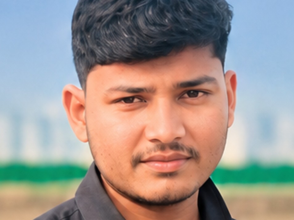 Prayagraj Bhagatpur Youth Dies | Heatstroke Claims Ankit Patel