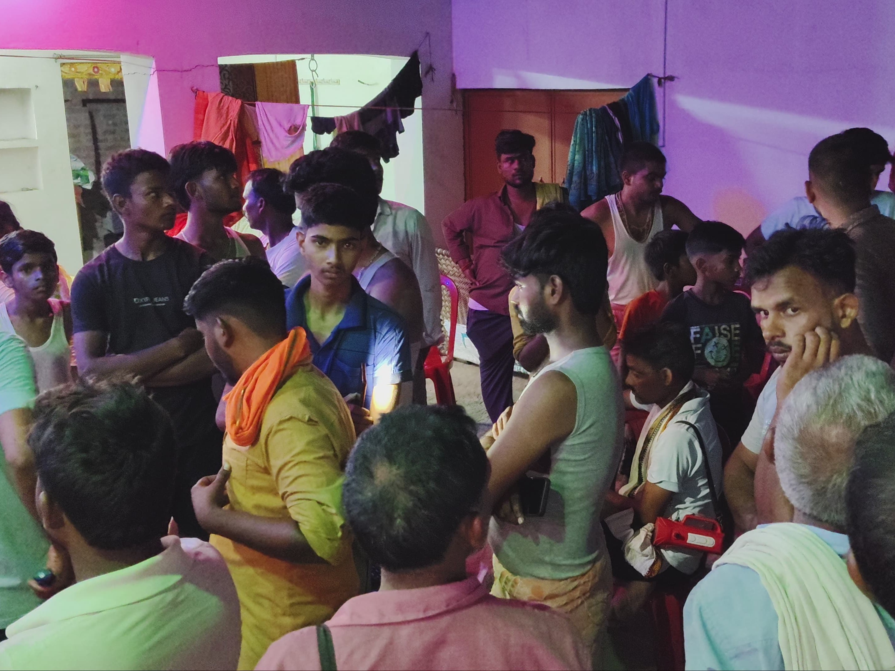 Barabanki Theft | Hussainabad Village Homes Robbed of Lakhs
