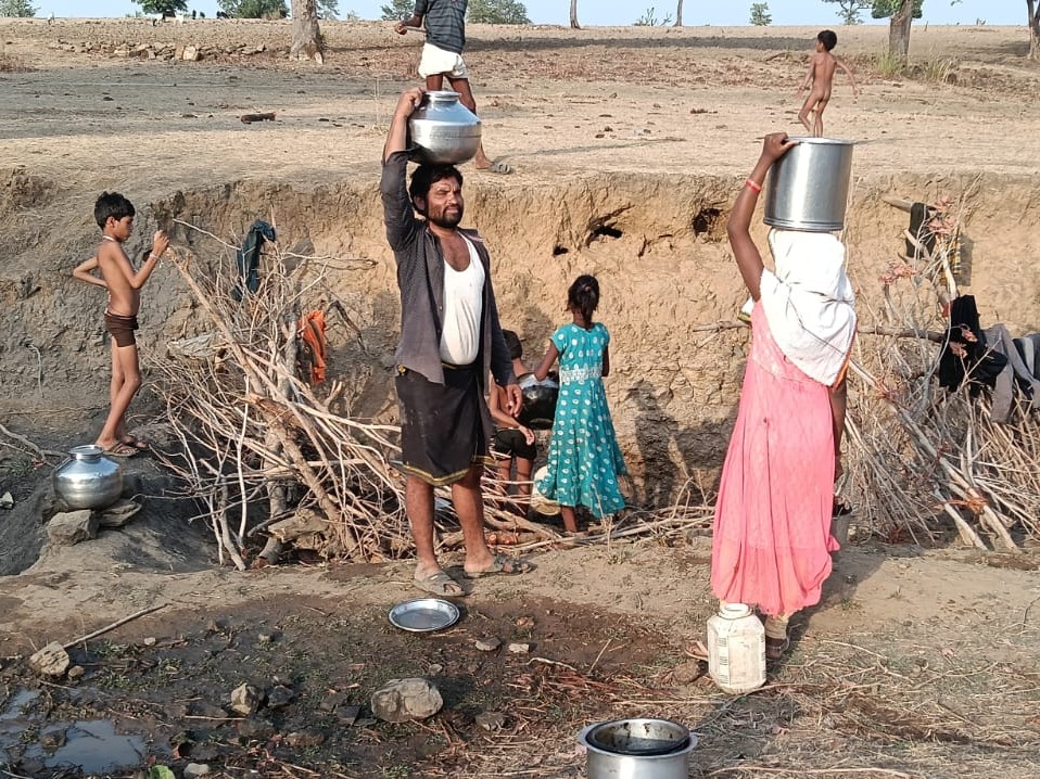Betul Tribal Villagers Demand Basic Facilities | Gondia