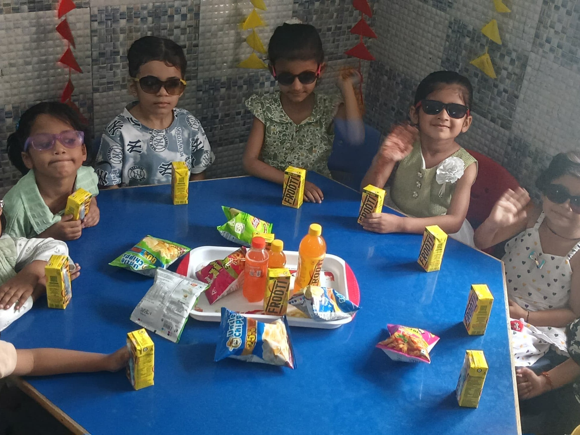 Moradabad: SV Public School Summer Camp | Pool Party & Art-Craft ...