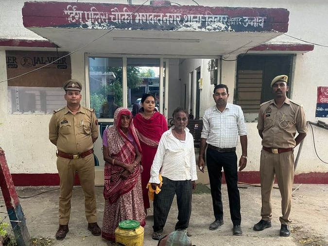 Unnao | Woman, Man Girftar with 20 Liters Kachi Sharab; Police Raid