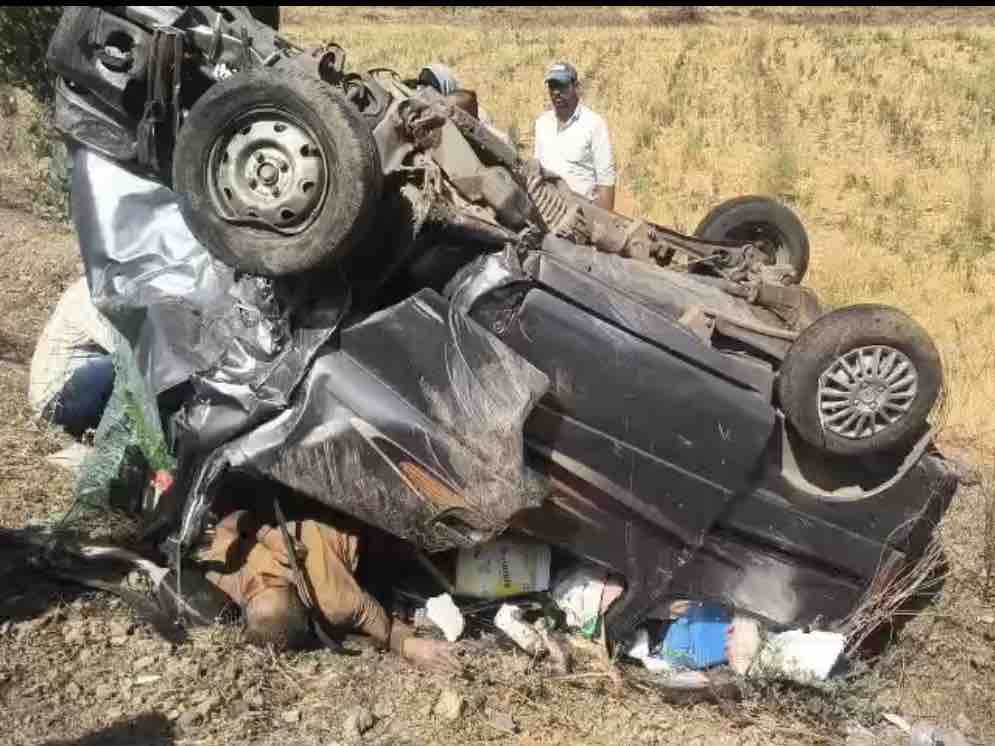 Nagda Accident: Couple Dies in Ekko & Creta Collision at Madavada Phanta