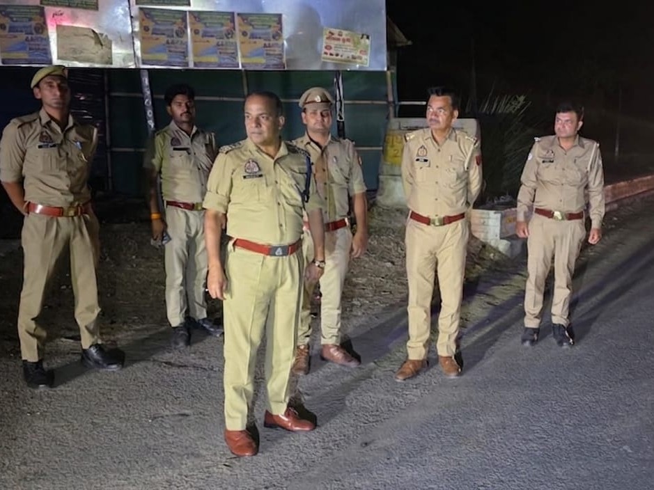 Mathura SP Rural Inspects Braj Parikrama, Orders Extra Police for ...