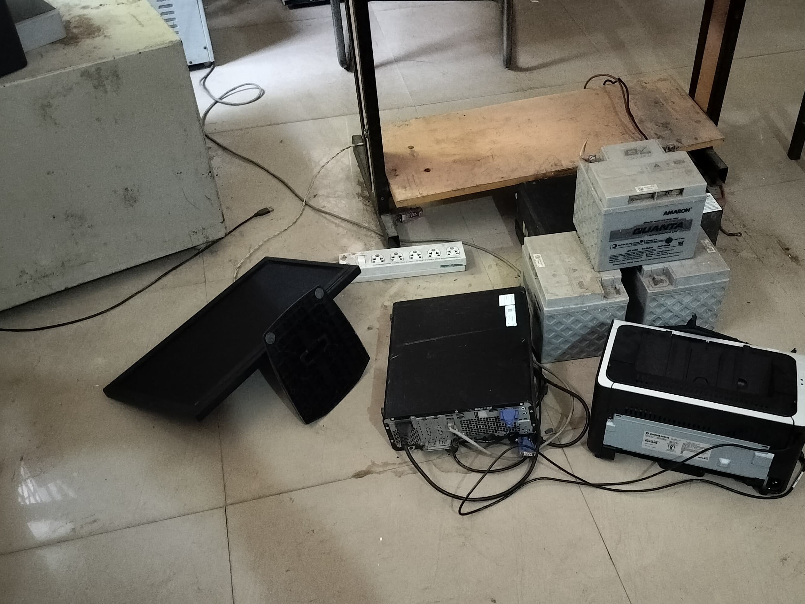 Kadoura Block Office Attack | Mnrega Sevak Beaten By Computer Operator