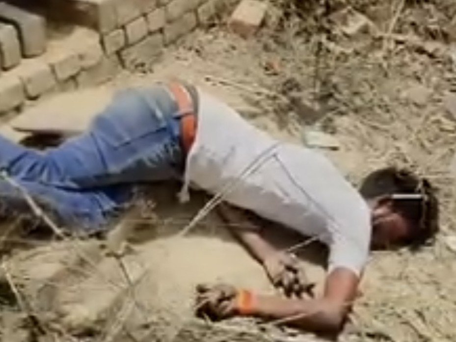 Mitaanpur Youth Suspicious Death | Syringe Mobile Adds Mystery, Police ...