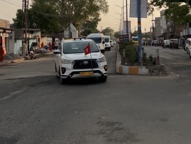 Singrauli VIP Culture Protest | MLA Convoy Traffic Honk baat khari hai