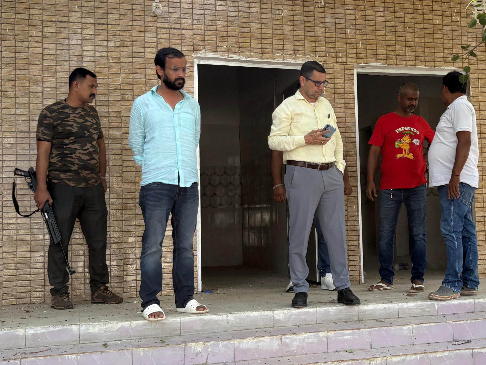 Saharsa Bus Stand Inspection: Toilet to Open, Waterlogging & Light ...